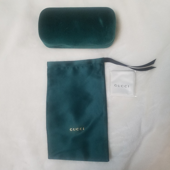 Gucci | Accessories | Gucci Green Suede Large Sunglass And Eyewear Case ...